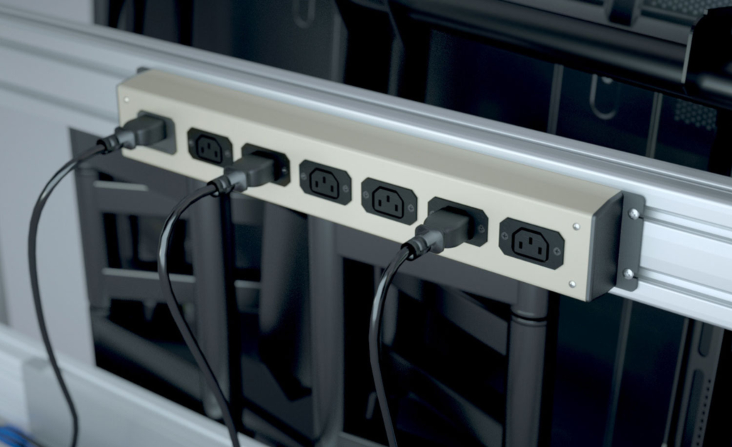 6 outlet power strip – TBC Consoles